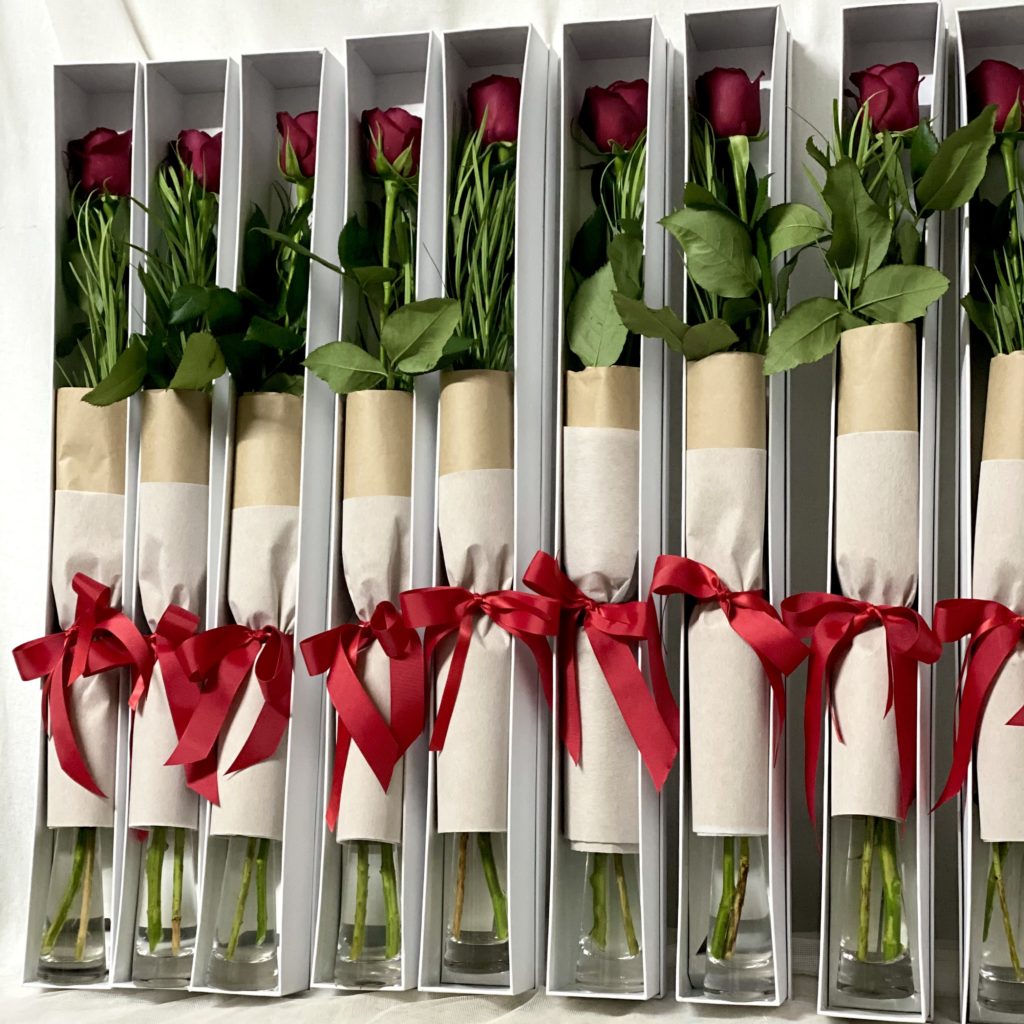 Single Red Rose With Vase & Gift Box - Floral Affairs Single red rose ...